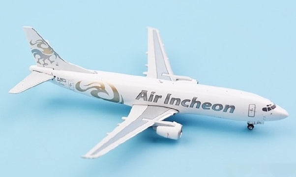 1/400 Air - on CARGO B737-400F HL8271– Hobbyco Imports