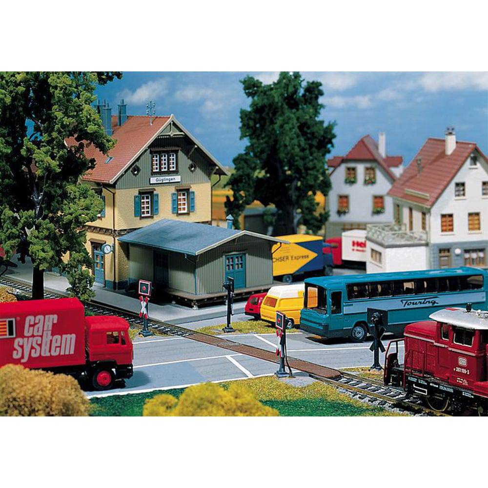 HO Level Crossing (Car System)– Hobbyco Imports