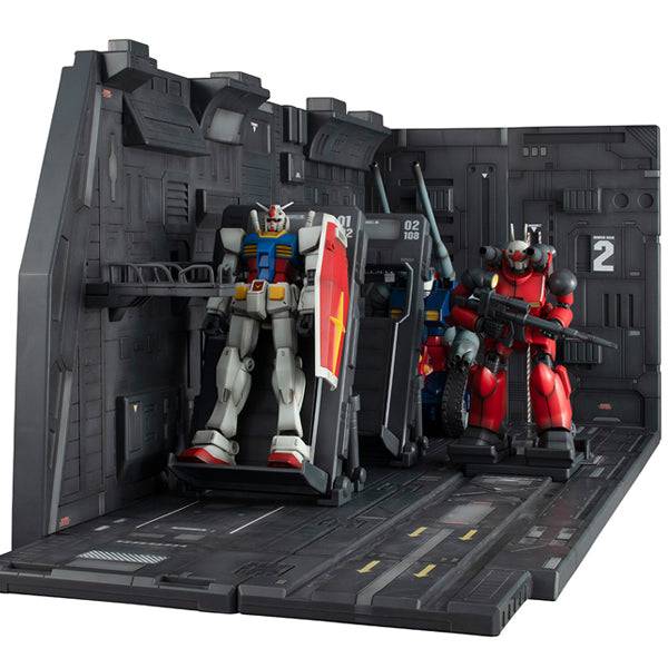 Realistic Model Series Mobile Suit Gundam 1/144 Scale White Base (Rene ...